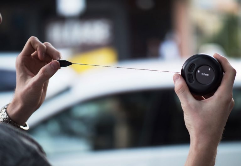 Engineers reimagine the tape measure to make it smart and accessible ...