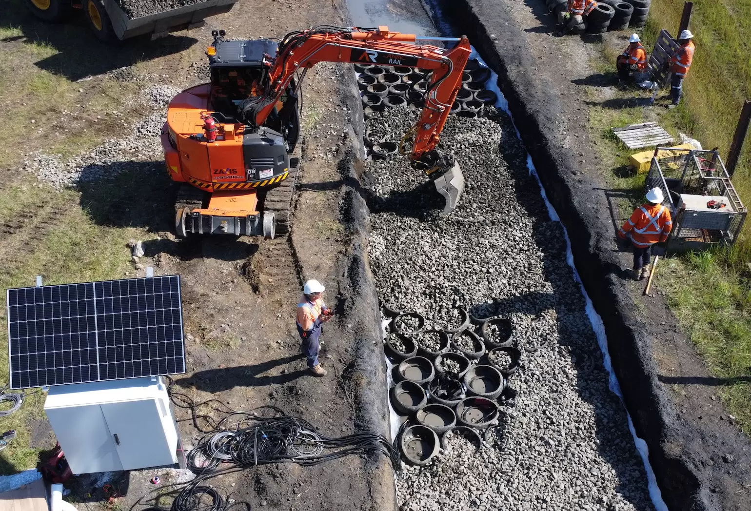 Rubber railway: disrupting a 200-year-old sector - create digital