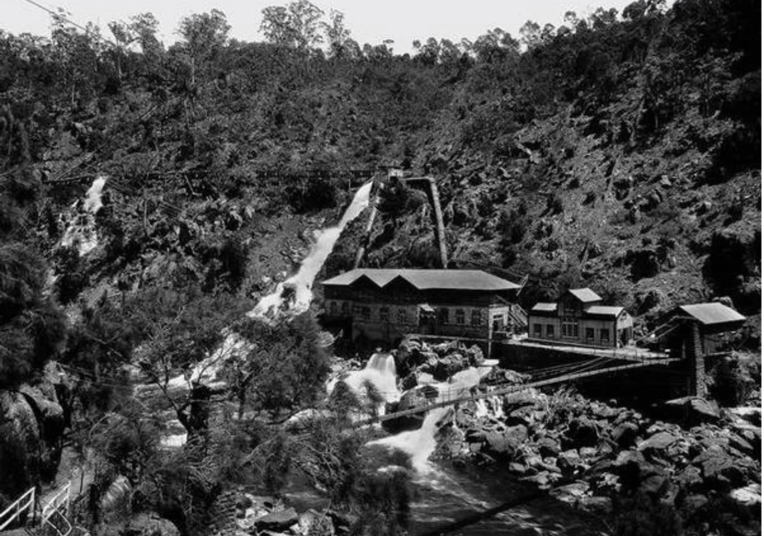 Hydro-electric power to the people: The story of Duck Reach Power ...