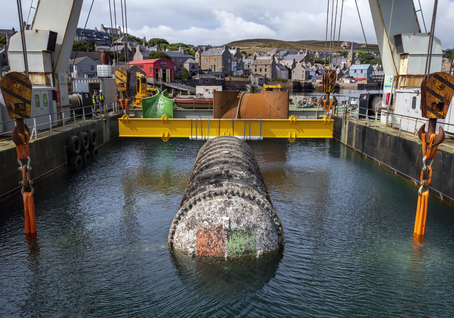 Liquid cold: How effective is undersea cooling of data centres ...