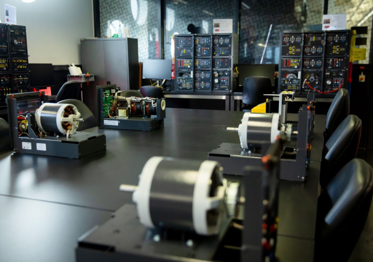 Can dynamic wireless charging transform heavy vehicle transport ...